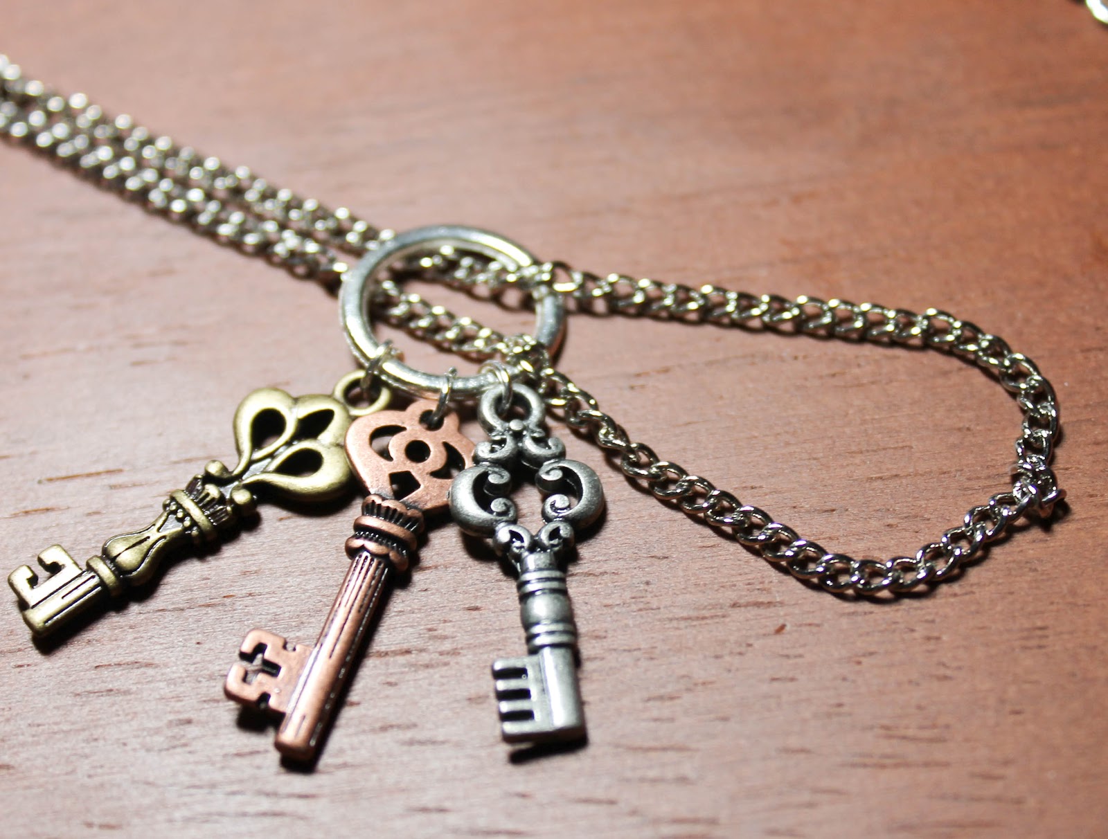 Cook~Love~Craft: DIY 3 Toned Key Necklace