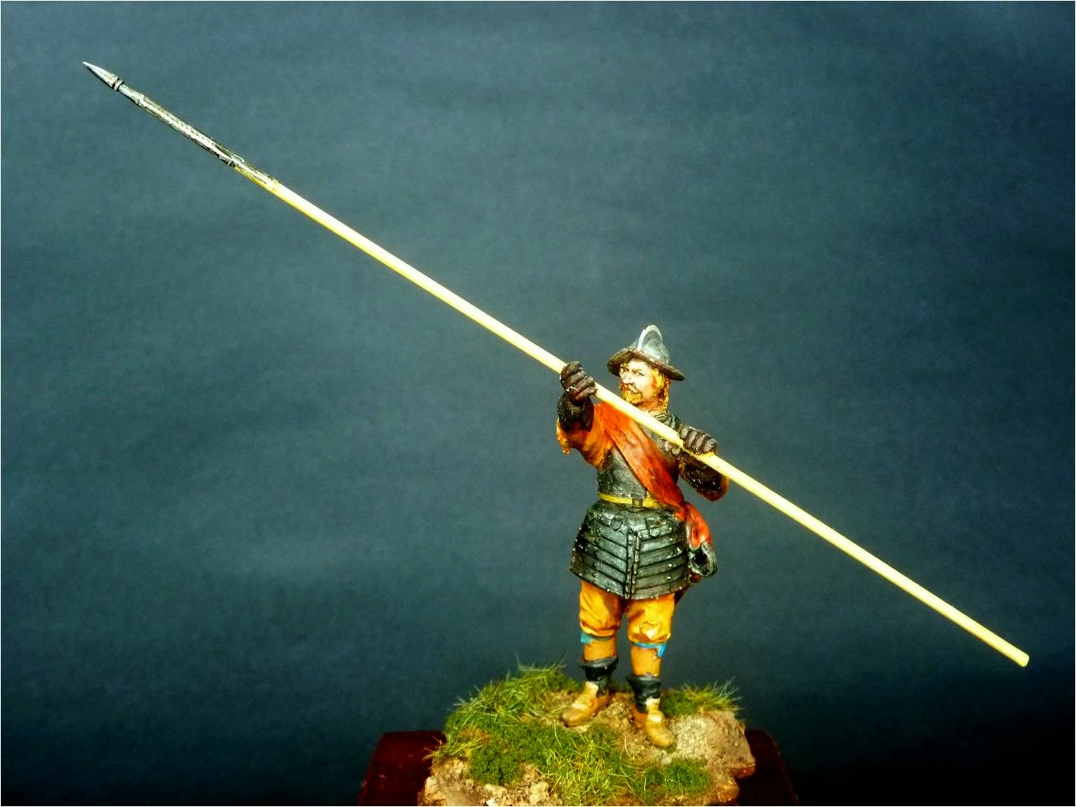 Defining A Miniature Figurine Collection: Airfix English Civil War Pikeman