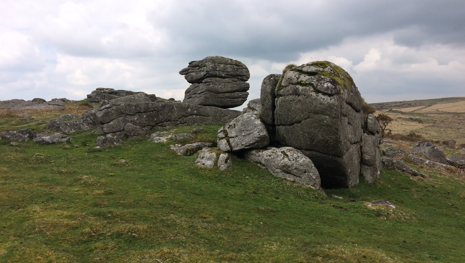 Max Piper - Tor Bagger: Dartmoor: Pew Tor and Heckwood Tor