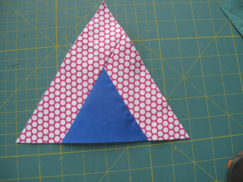 Two Hippos: Tutorial: Triangle-in-Triangle Blocks