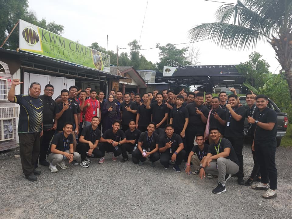Kayu Warisan Malaysia: Lawatan Pelajar ILP Melaka ke KWM Craft