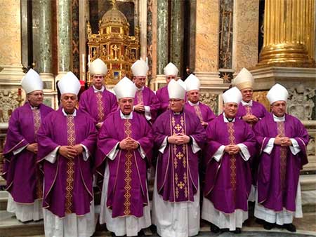 Orar Evangelizando: 144. ¿Cuál es la misión de los obispos?-CATEQUESIS'