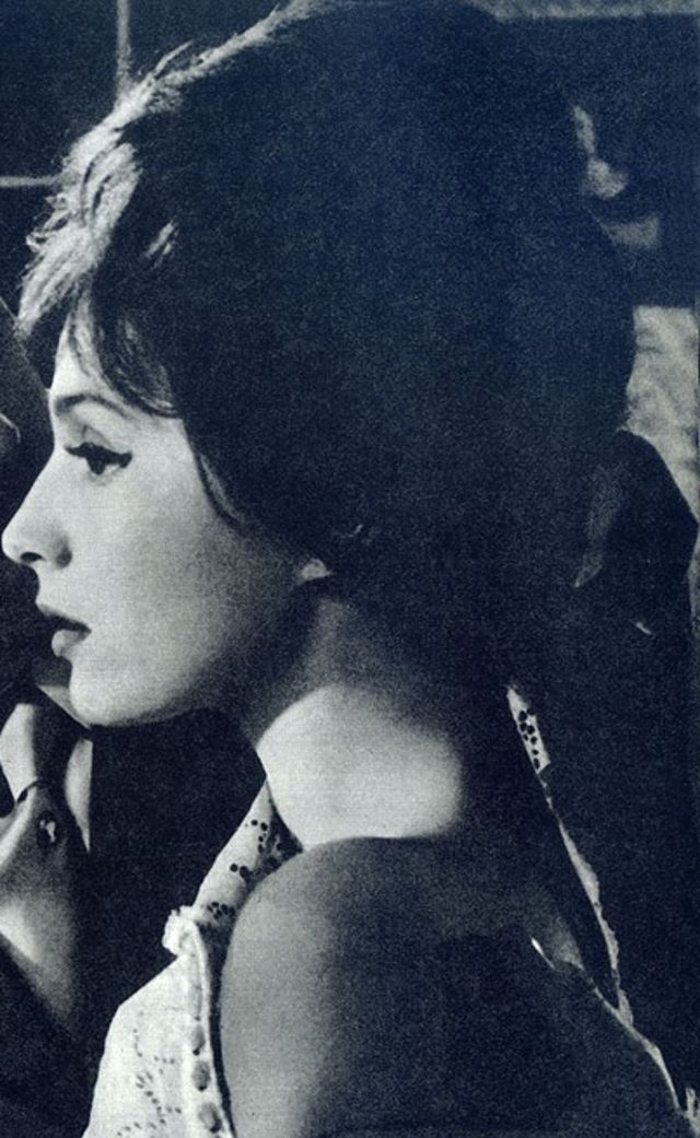 The “First Lady of Slovak Theater”: 28 Gorgeous Photos of Emília ...