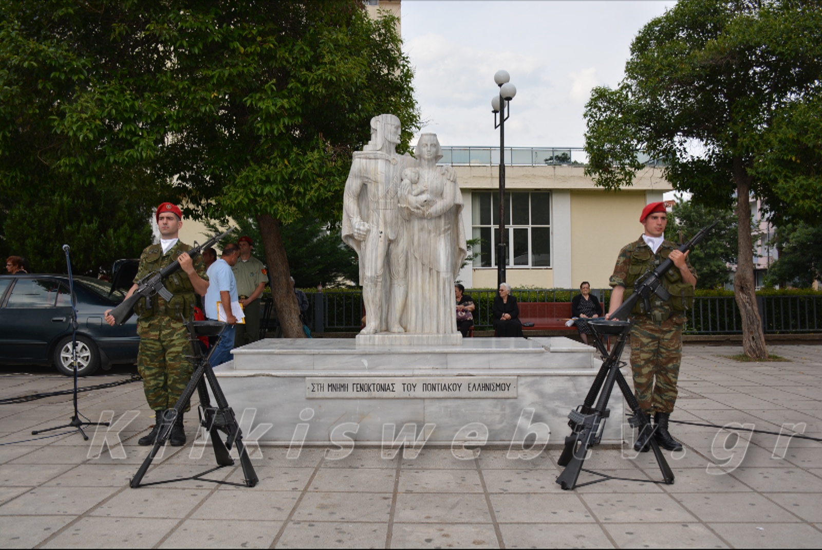ΦΩΤΟΓΡΑΦΙΚΟ ΑΛΜΠΟΥΜ ΑΠΟ ΤΗΝ ΕΚΔΗΛΩΣΗ ΓΙΑ ΤΗΝ ΓΕΝΟΚΤΟΝΙΑ ΤΩΝ ΠΟΝΤΙΩΝ ...