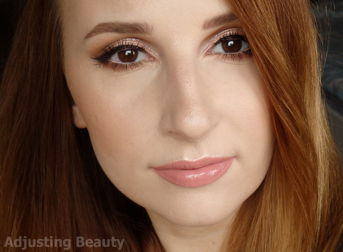 Hidden Glam - Adjusting Beauty