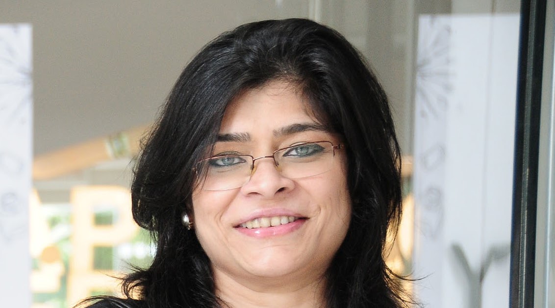 Rushina Munshaw Ghildiyal: About RushinaMG