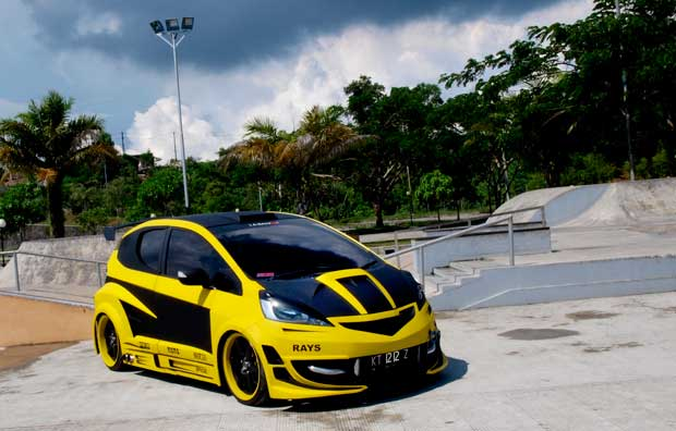 Harga: Foto & Gambar Modifikasi Mobil Honda Jazz