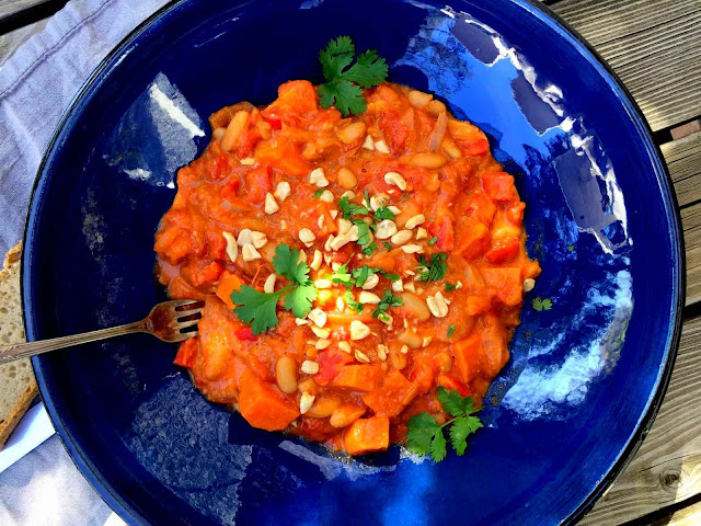 maja skorupska: Domodah, afrykański gulasz warzywny z masłem orzechowym ...