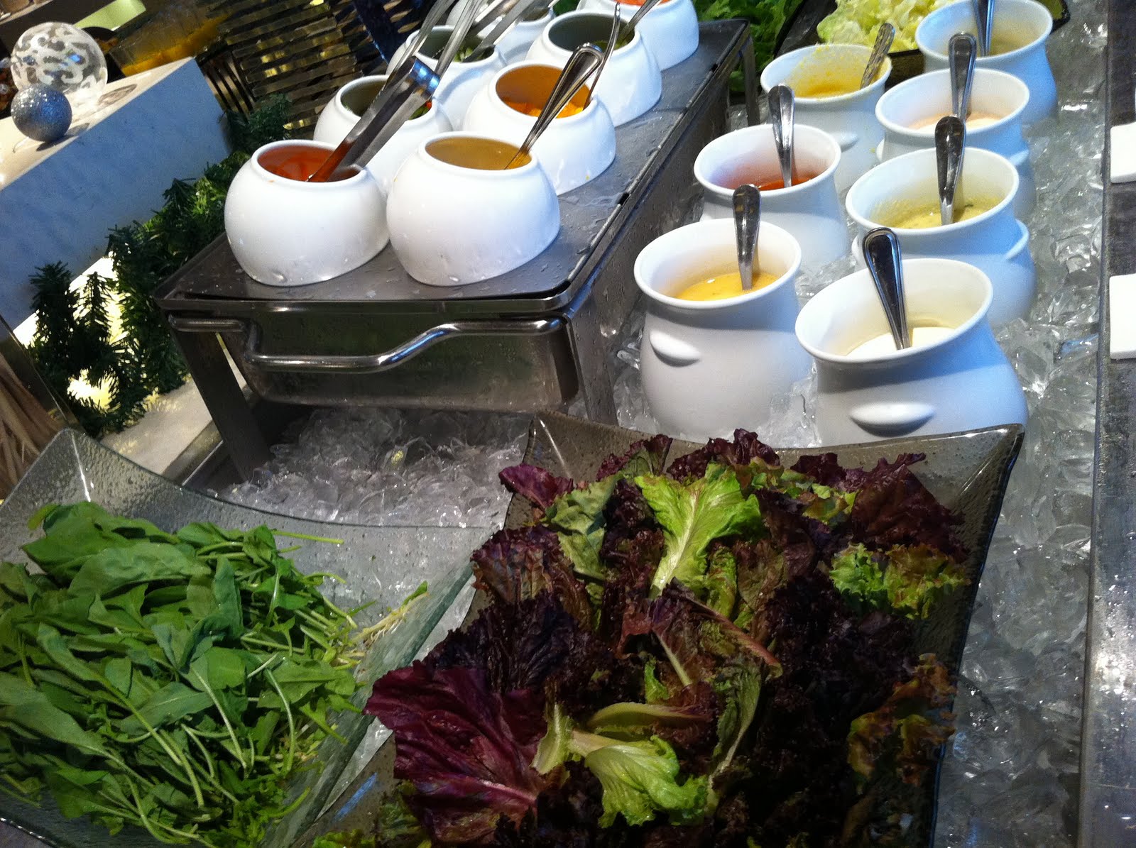 Cafe Mobility: Midas Cafe at Midas Hotel