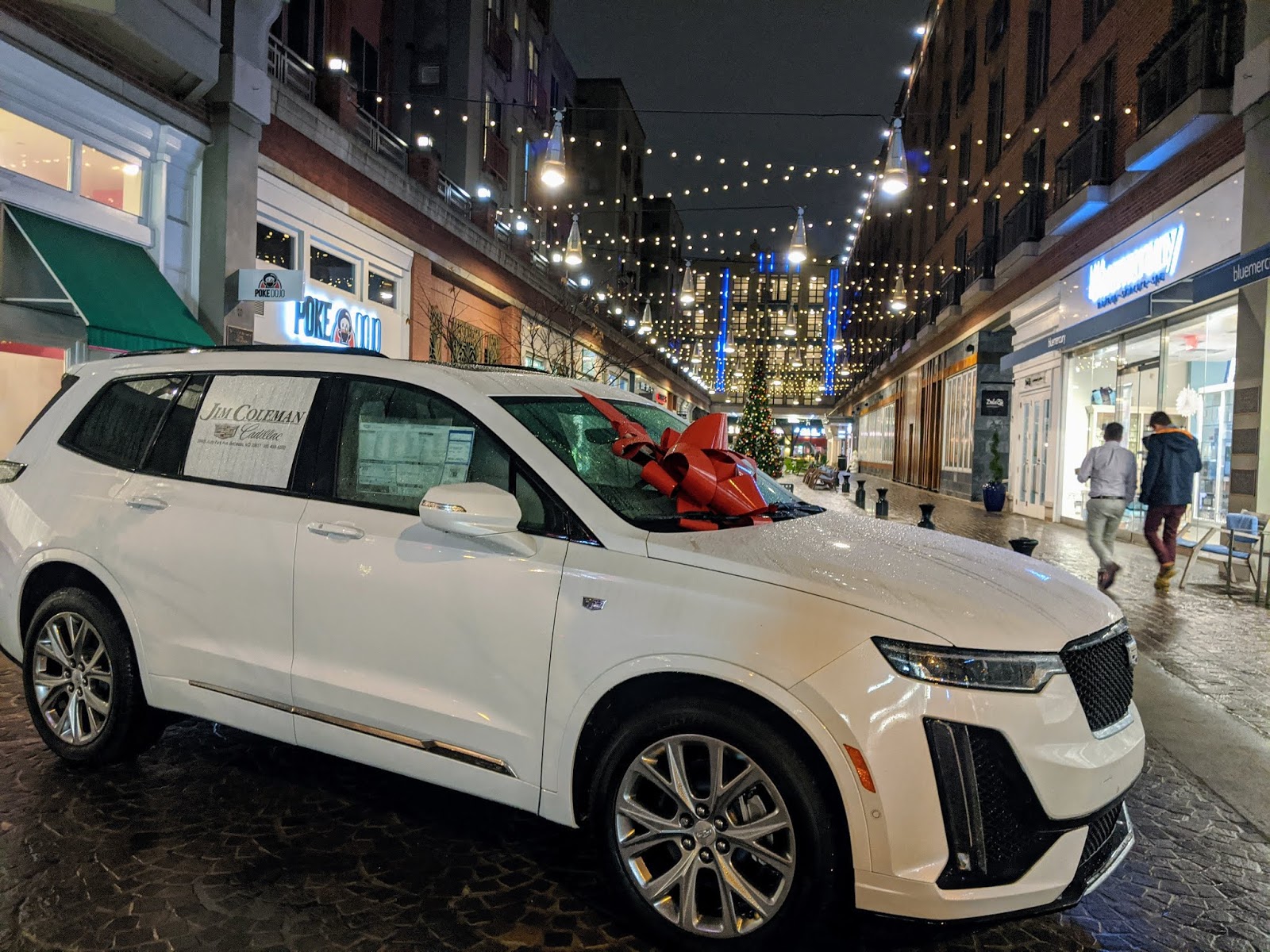 Robert Dyer @ Bethesda Row: Jim Coleman displays new Cadillac XT6 at ...