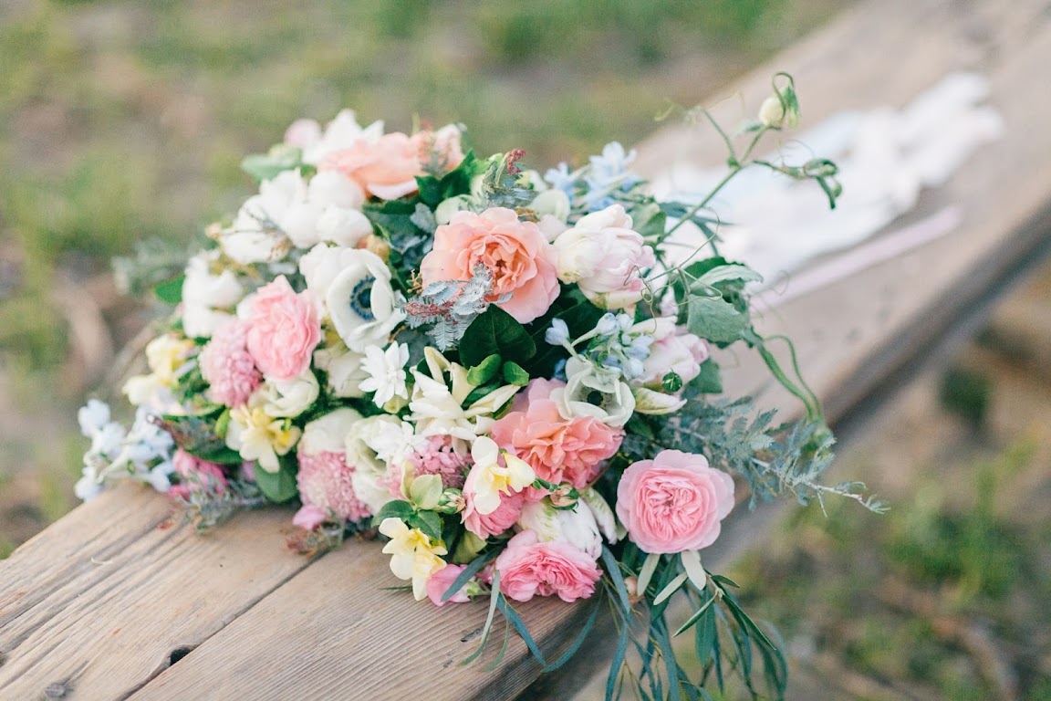 Fleurie Flower Studio :: Thoughtfully Crafted Floral Design