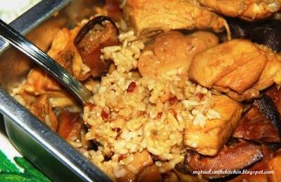 My Trials in the Kitchen: Steam Dark Soy Sauce Sesame Chicken Mushroom Rice