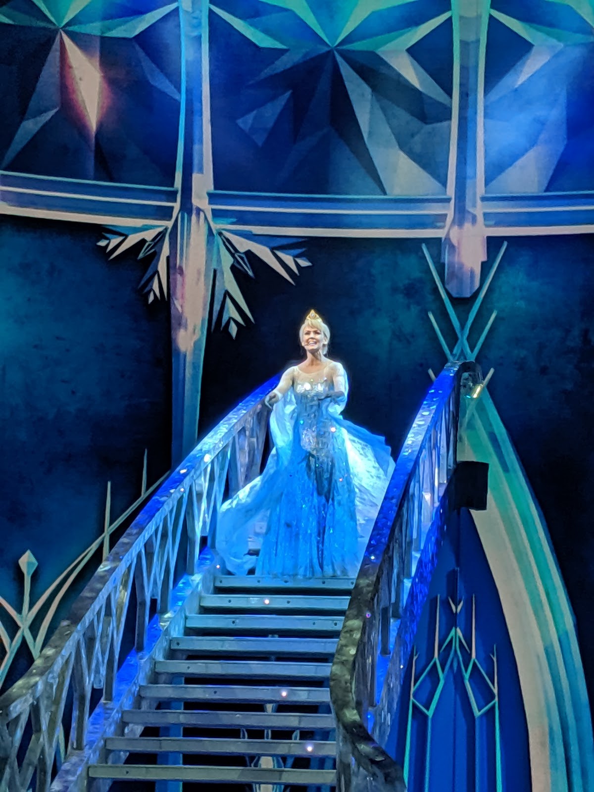 Review: Frozen Live at the Hyperion