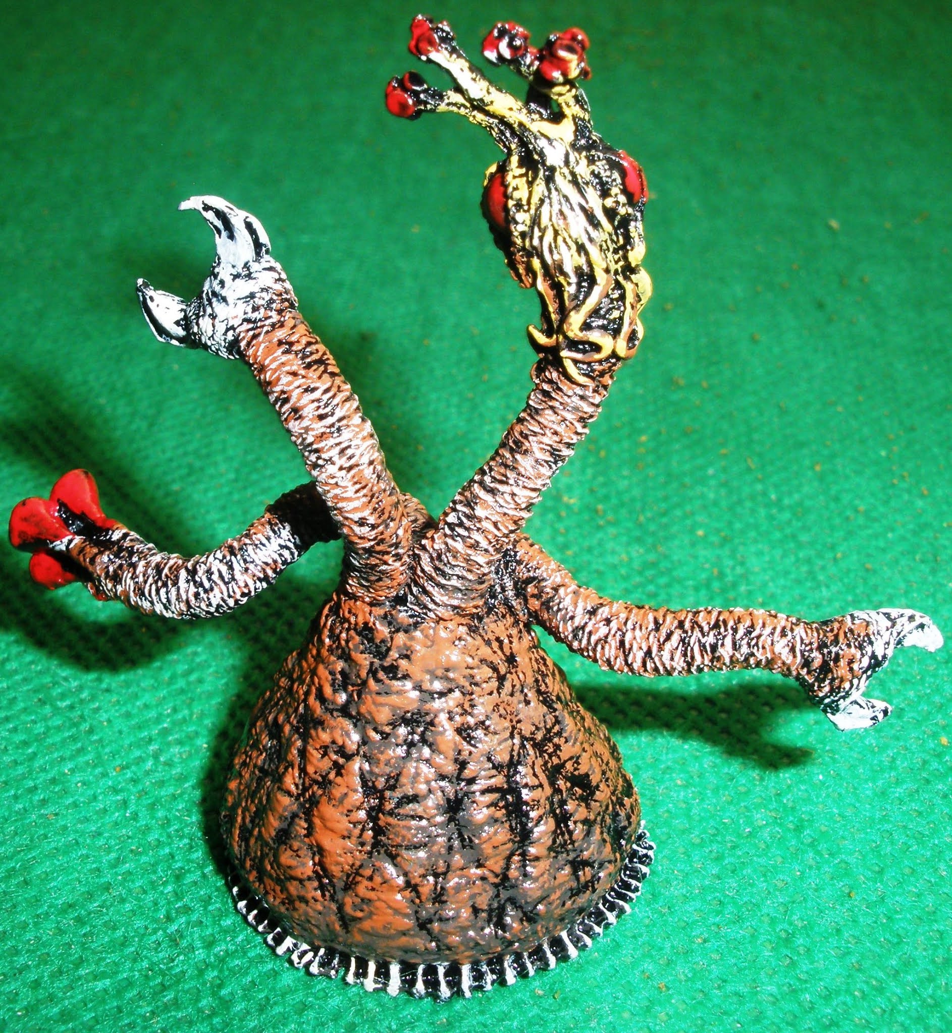 The Eastern Garrison: Elder Thing and Great Race of Yith