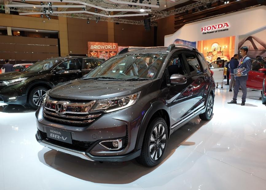 REVIEW SPEC HONDA BRV DAN HARGA - DEALER RESMI MOBIL HONDA CILEDUG
