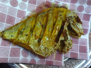 Vaniensamayalarai: Masala Fried Silver Pomfret (Vavval Fish)