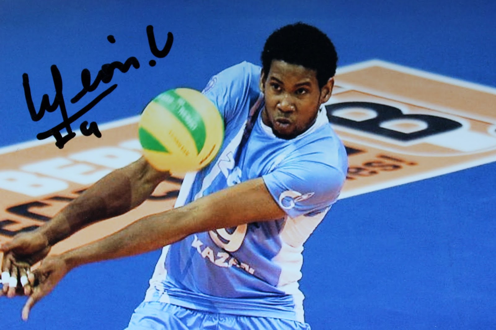 Autografy: Wilfredo León