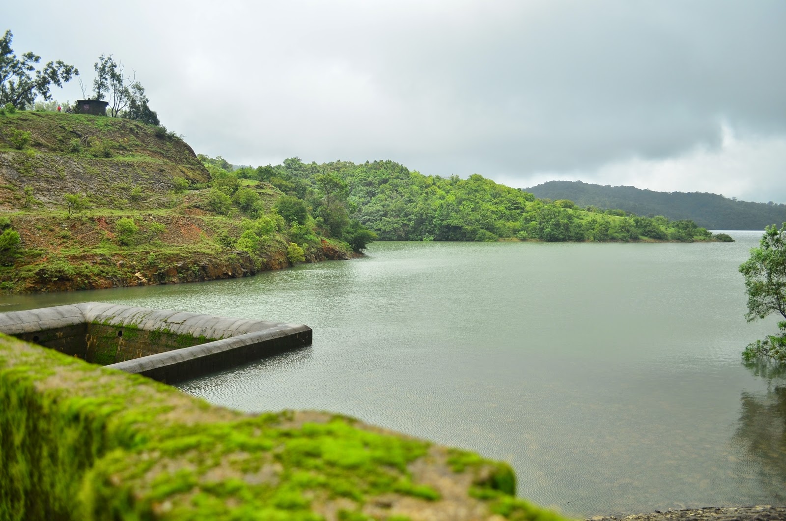 Sharath Hassan A Travelling Photographer: Savehaklu Reservoir, Nagara ...
