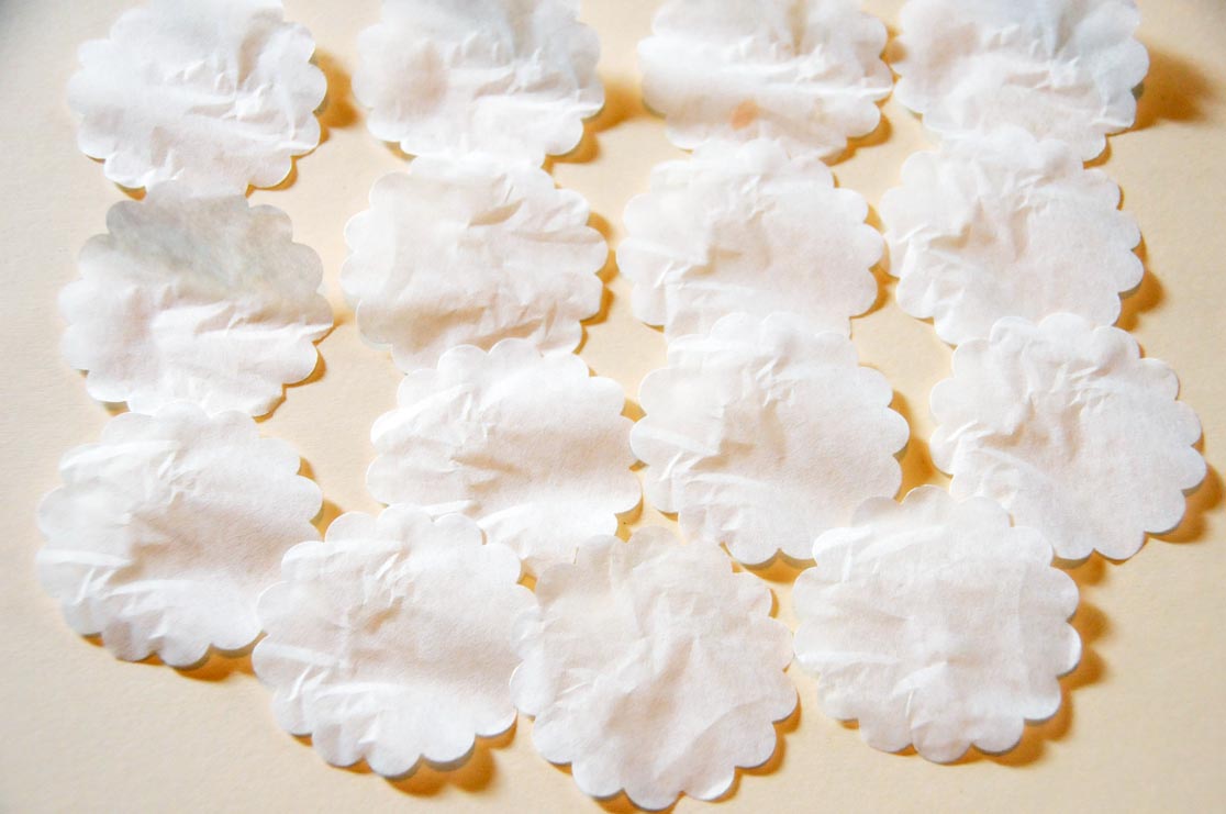 What A Beautiful Mess: Ruffle Flower Tutorial