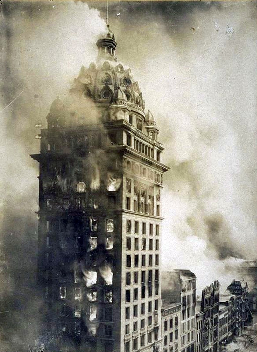 Tales of San Francisco: THE BEAUTIFUL CALL BUILDING