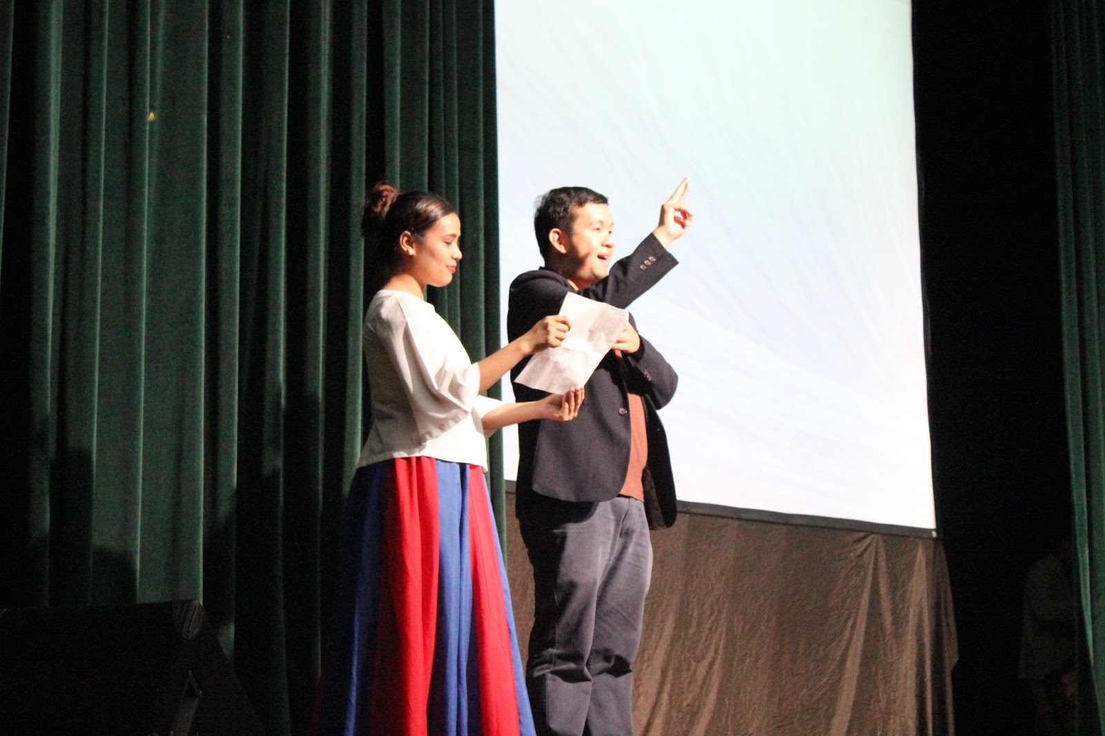 Deaf E-News: "APOLINARIO MABINI: The Sublime Paralytic" Premiere