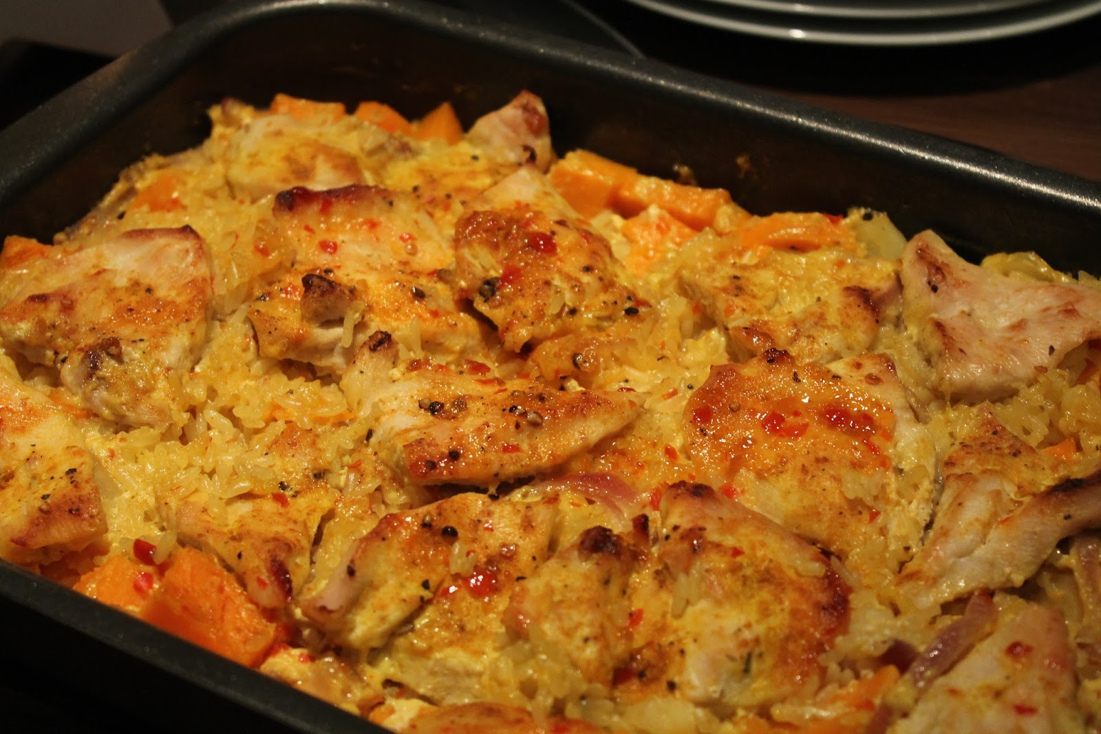 Sarin kotona: Juures-broileri-riisivuoka