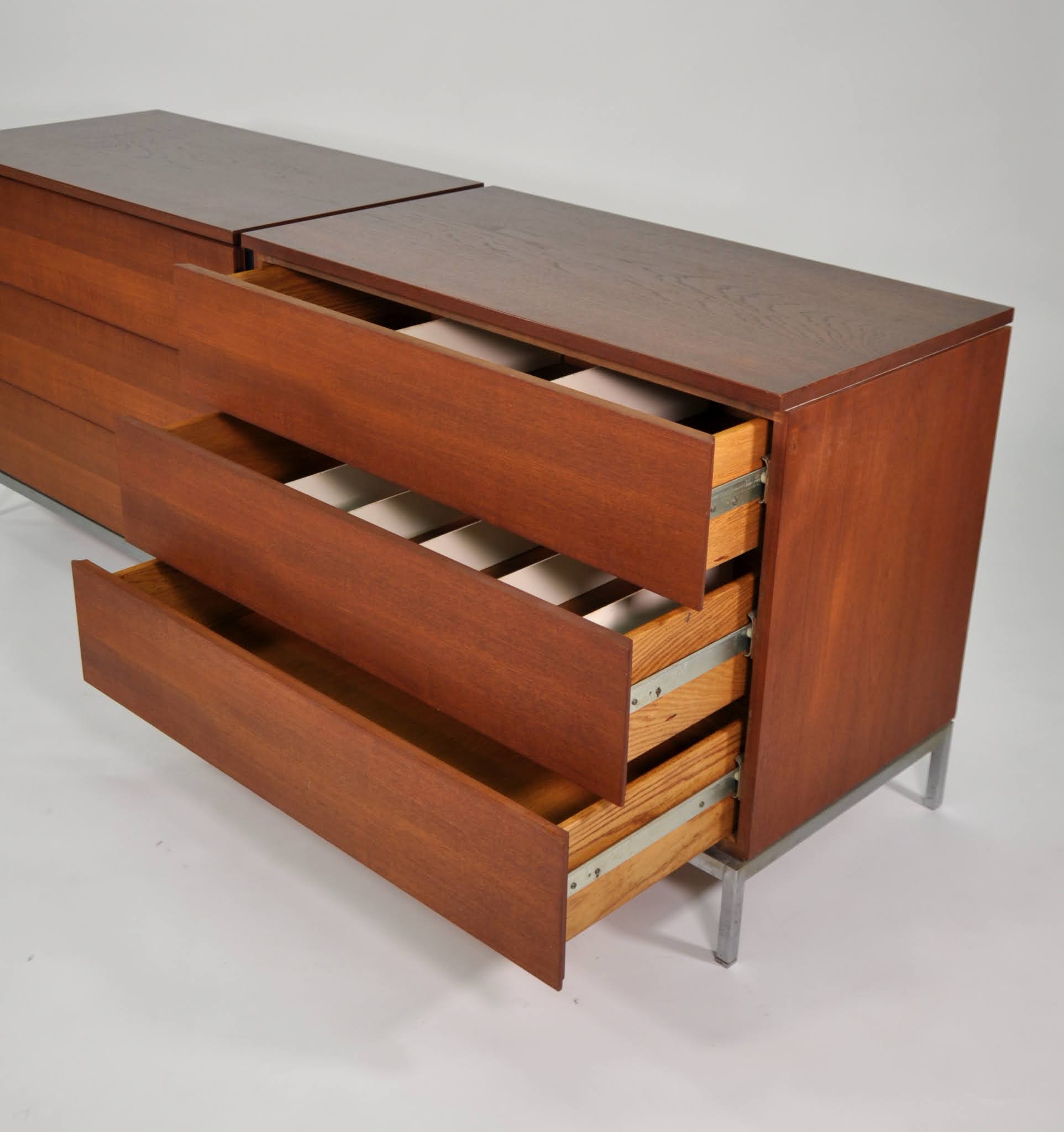 SELECT MODERN: Florence Knoll for Knoll Associates Walnut and Chromed ...