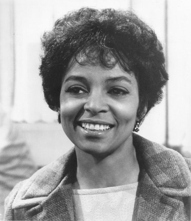 30 Beautiful Photos of Ruby Dee From Between the 1940s and ’60s ...