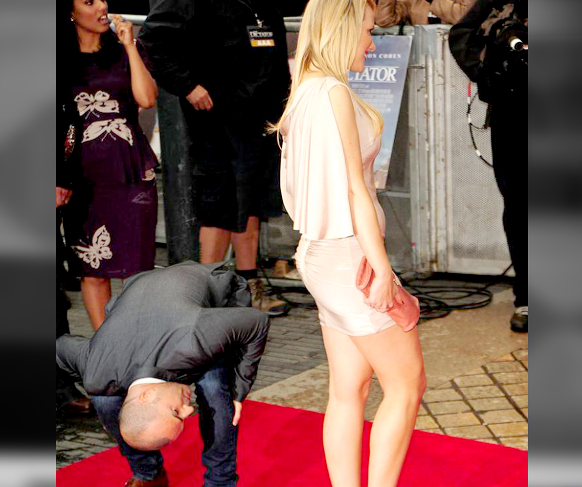 Check Out Top 10 Most Embarrassing Celebrity Moments 8094