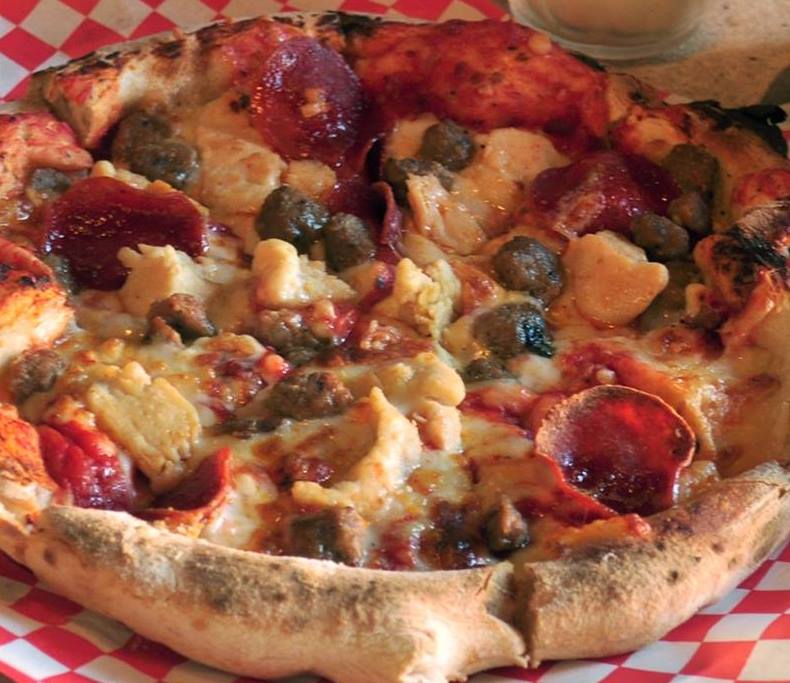 Charles Spencer King Pizza 450 A La Lena The Best Pizza In Nogales charles-spencer-king-pizza-450-a-la-lena-the-best-pizza-in-nogales