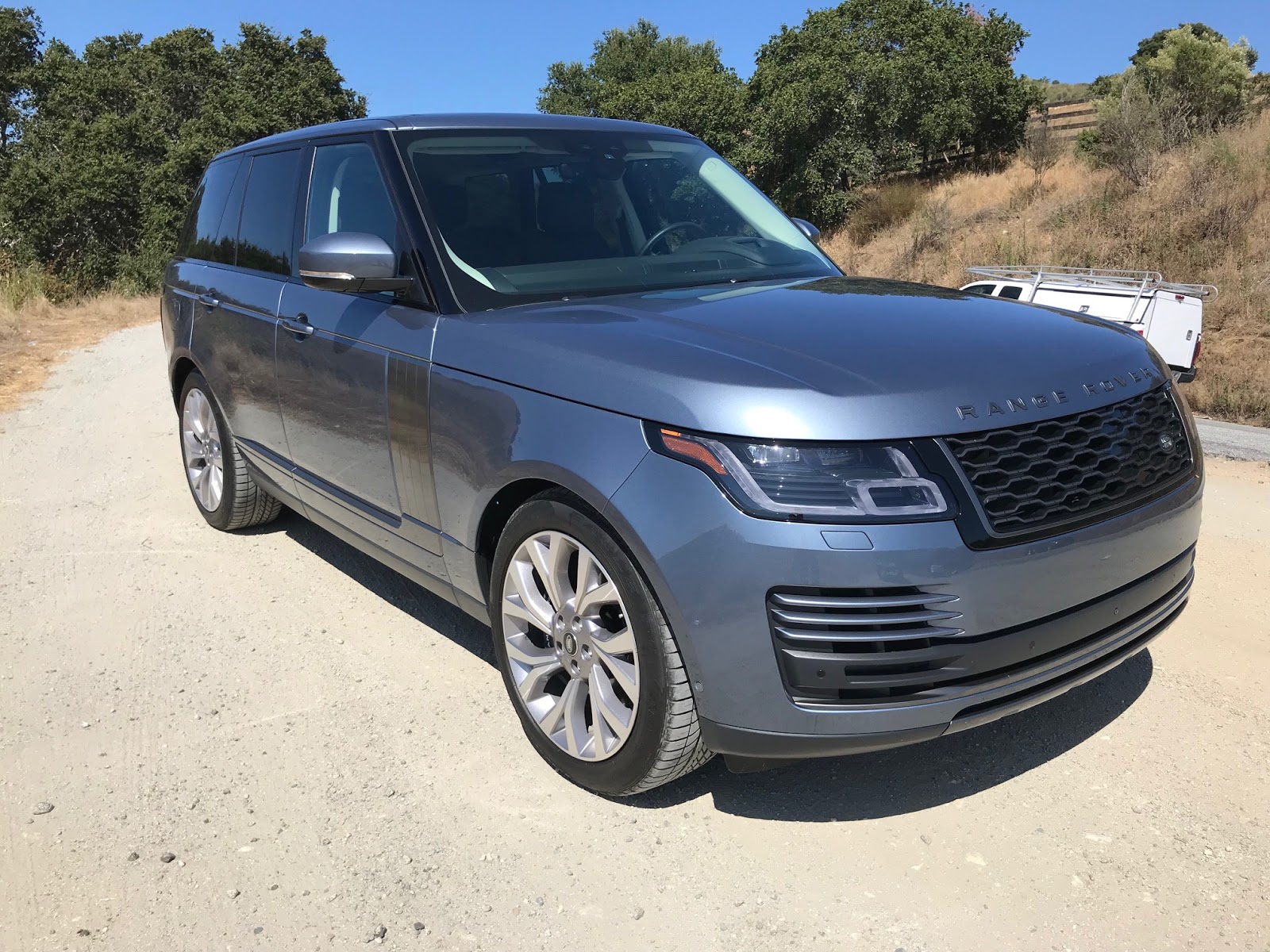 30 Minutes With: The 2019 Range Rover HSE P400e