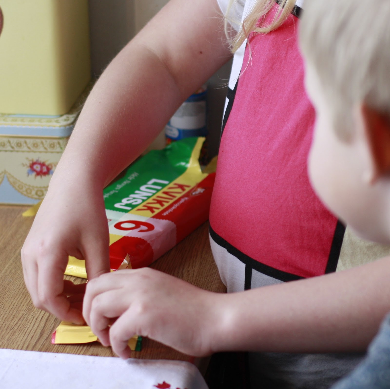 Kvik lunch og Nonstop kake – Grys kjøkkenskriverier