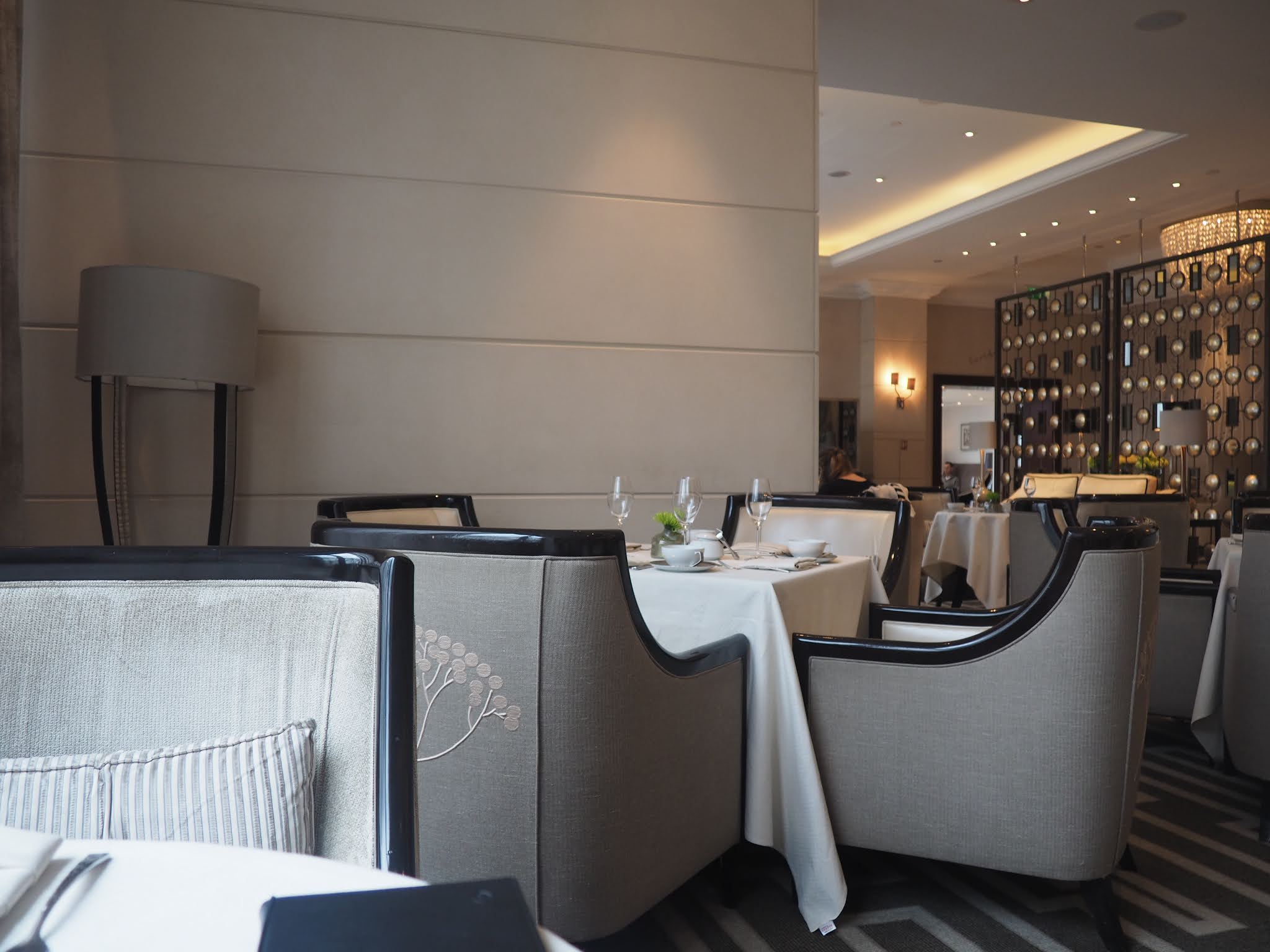 VinaTraveler's Blog: My Top 20 Best Hotel Club Lounges!