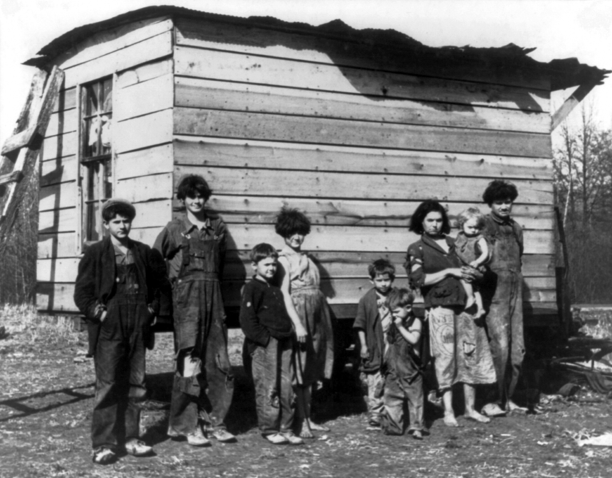 Photographs of a Family of Nine Living in Field on U.S. Route 70 Near ...