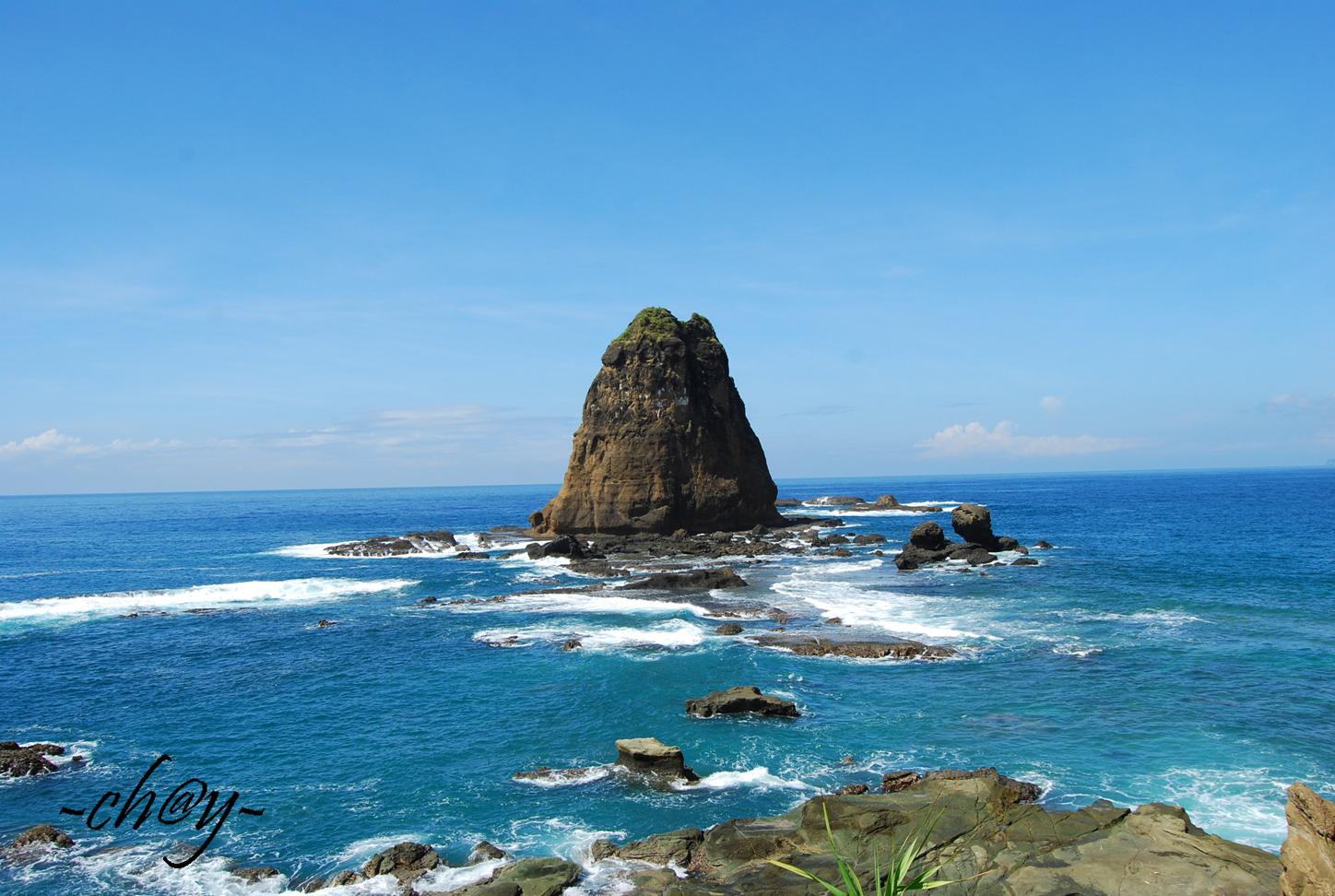 Recreation East Java: Papuma Beach