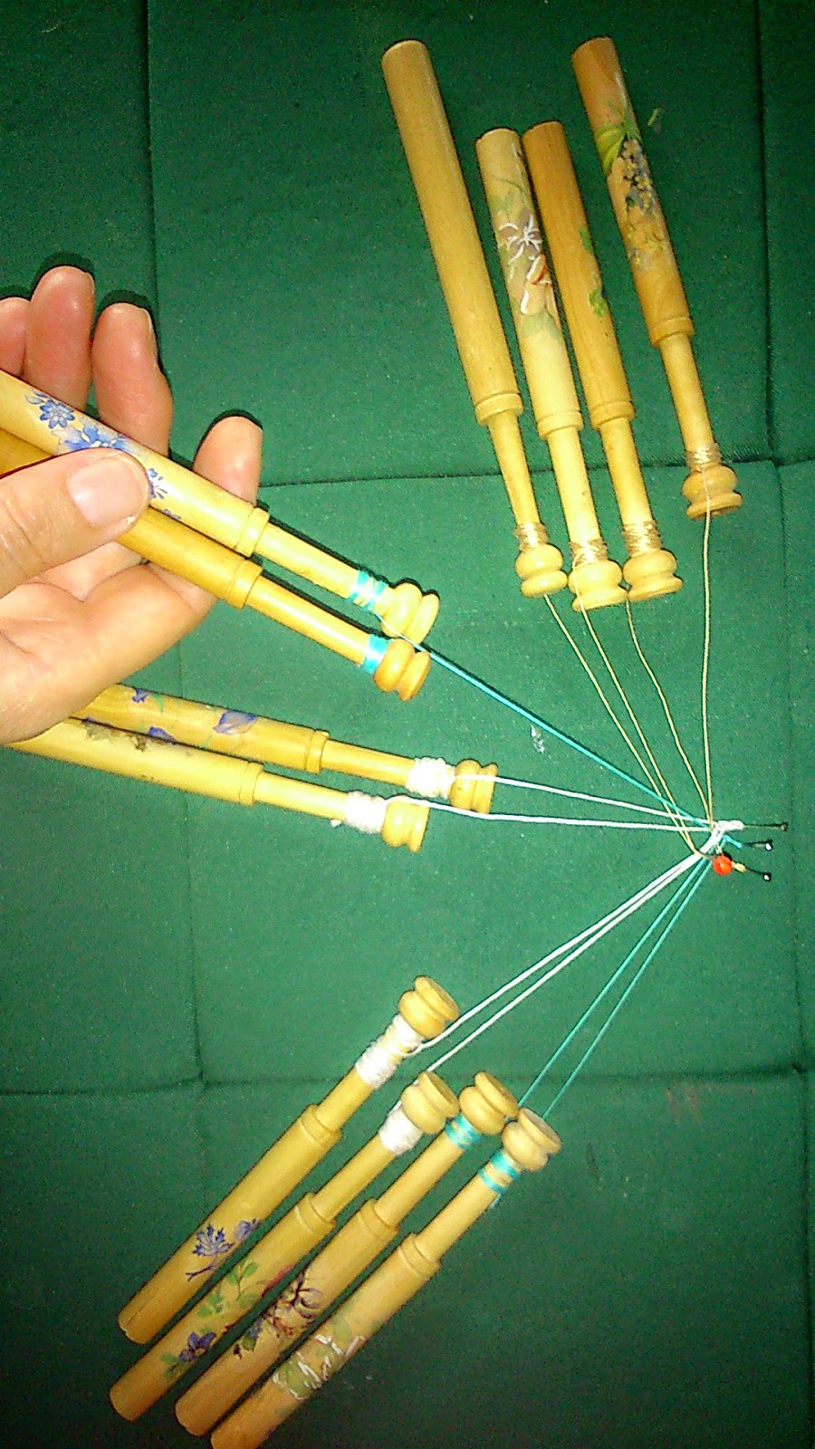 Encajeras la Hilandera: TRABAJOS DE AMIG@S