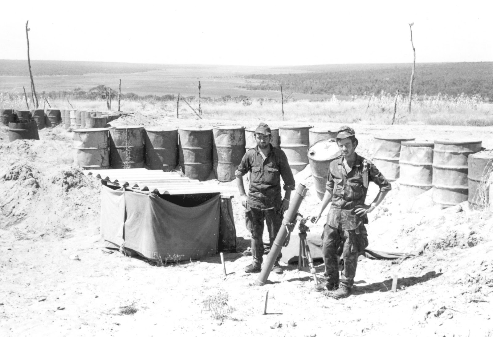 MAVINGA - ANGOLA 2ª. Compª. Bat. Caç. 5012