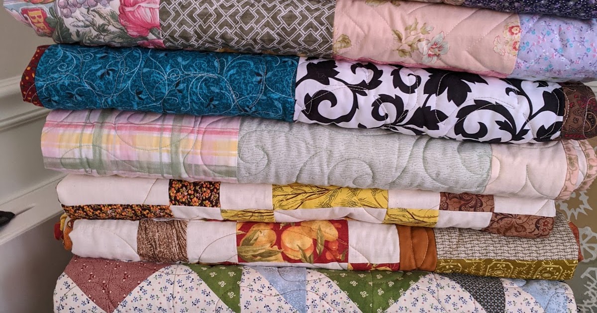 The Joyful Quilter: Sew Some Love Sunday - LWR - A Dozen Quilts!!!