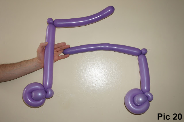 CLASSICAL: Music balloon notes