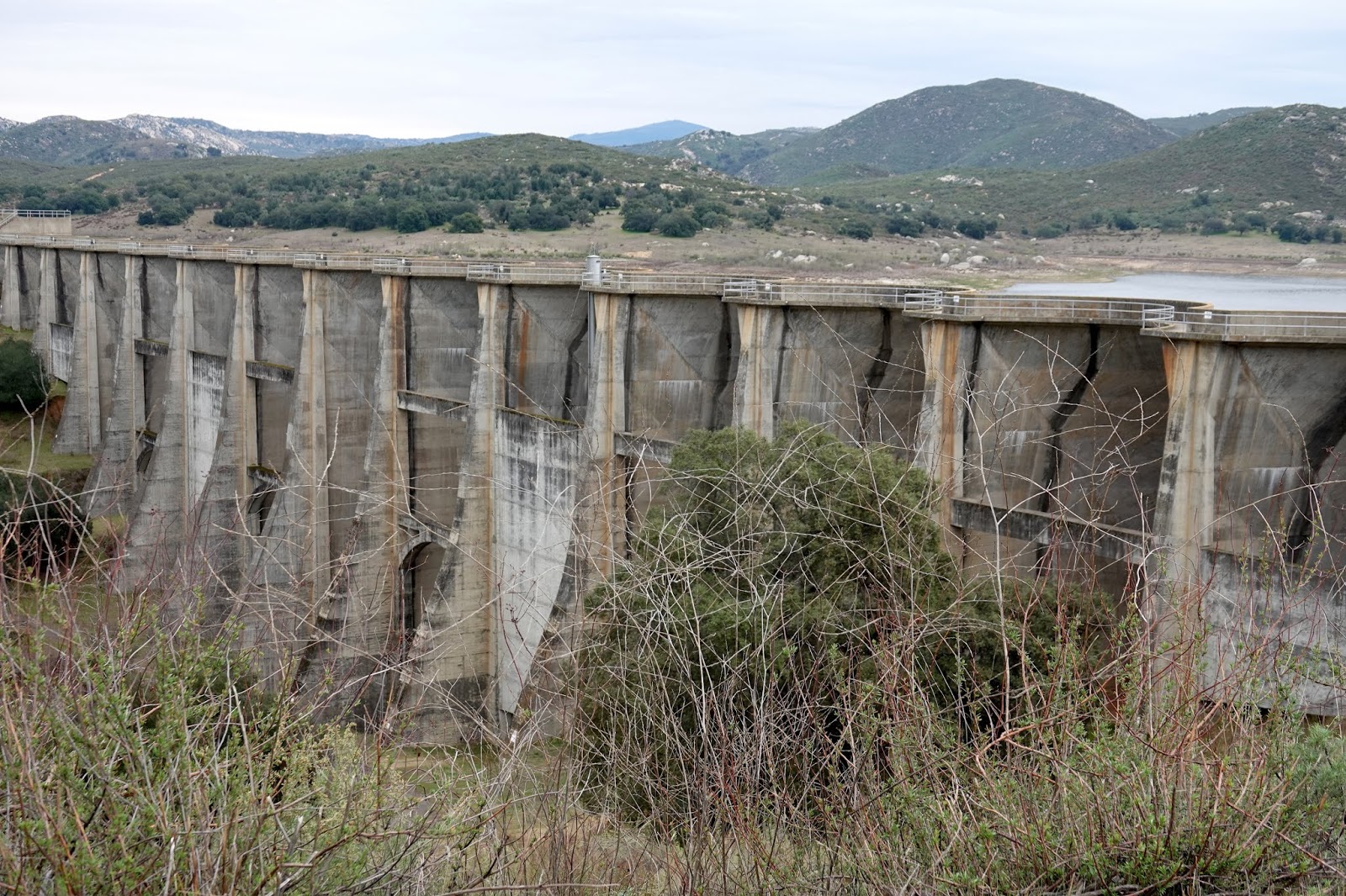 Lakes, Ponds & Pools Master Page: Dams