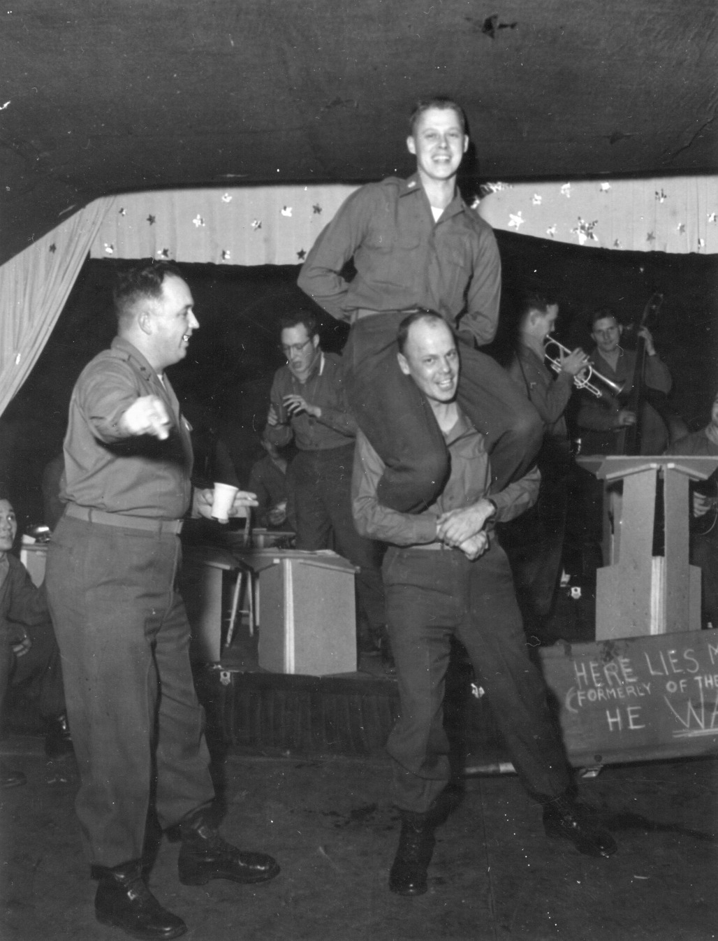 The New Found Photography: Major Medinger