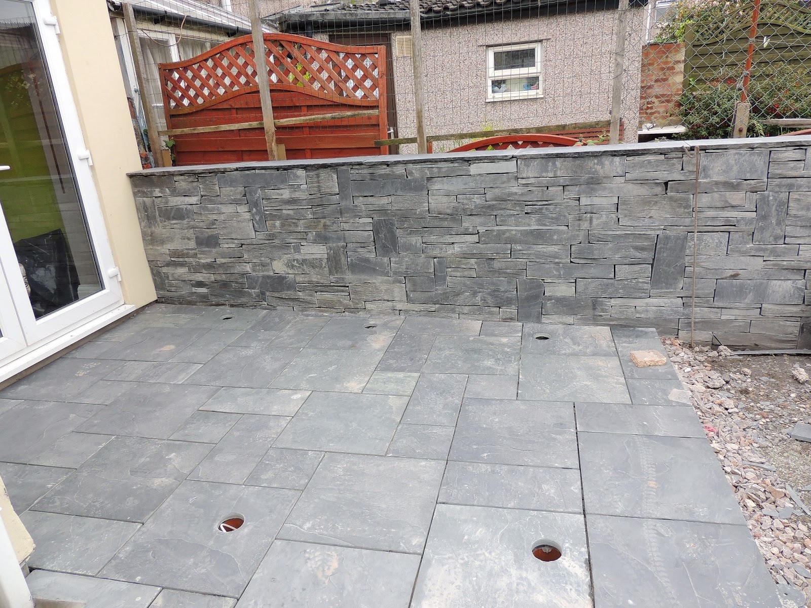 CWM LLYNFI BRICKLAYING : welsh slate dry stone walling and seating area ...