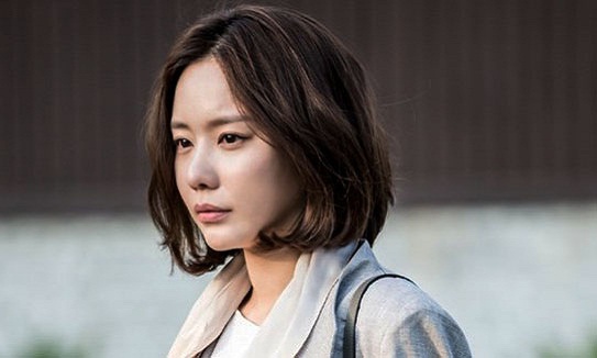 Lirik Kim Ah Joong – Ave Maria Terjemahan dan Makna - Ngelirik.com