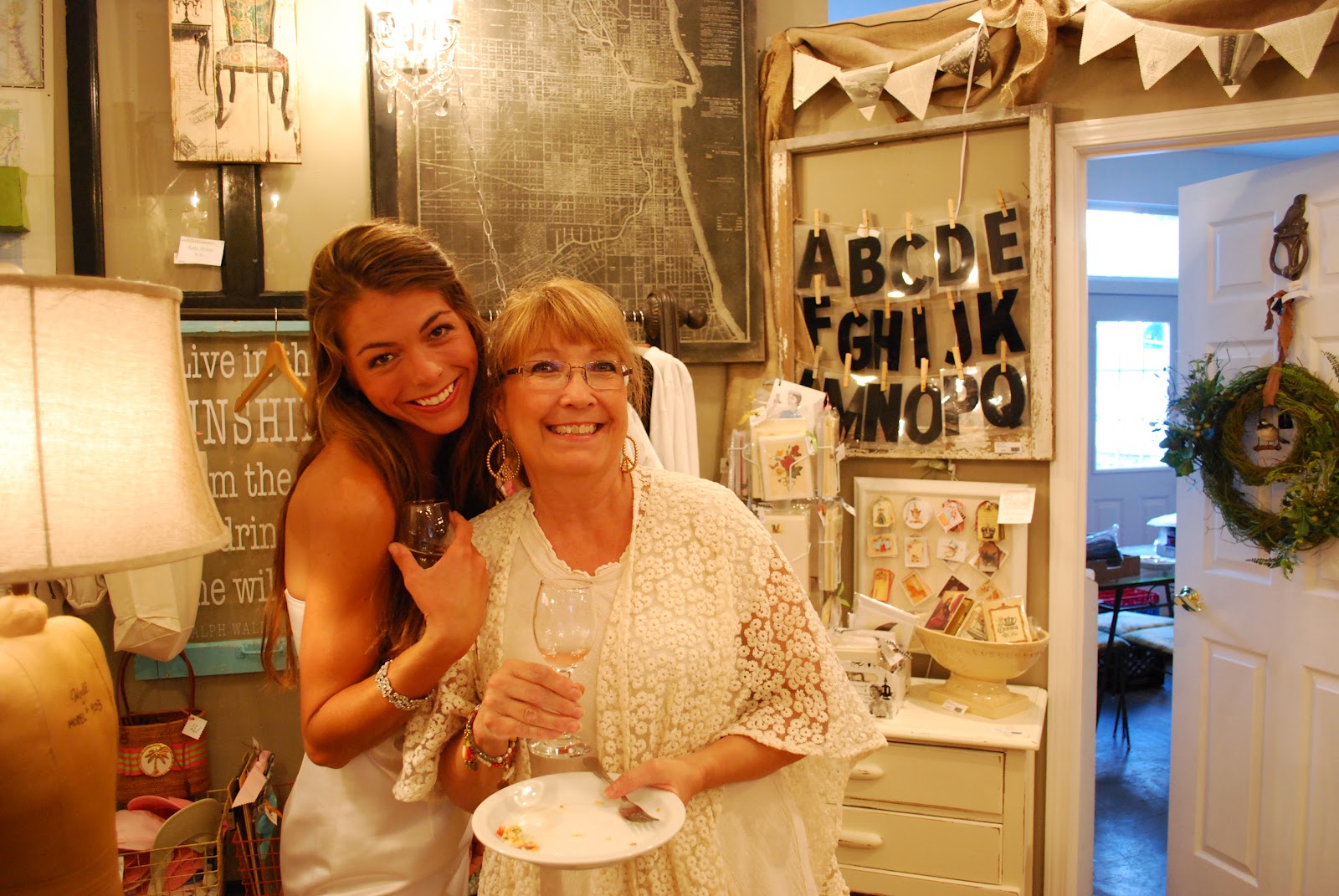 The White Rabbit: Girl's Night with Fleur De Lis Bridal and Grbic Catering