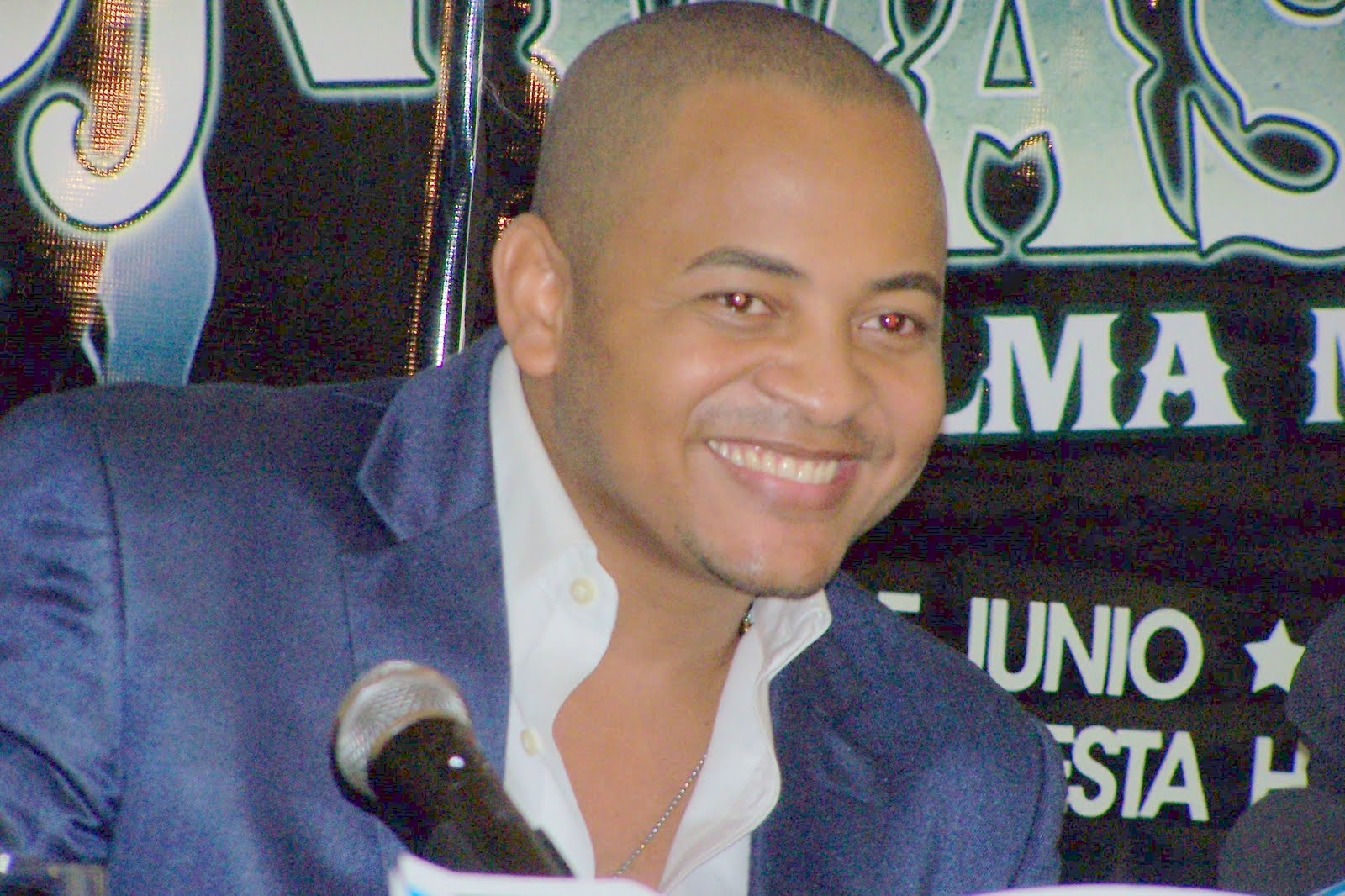 Wason Brazobán, otra véz, ganador del Premio Casandra 2011