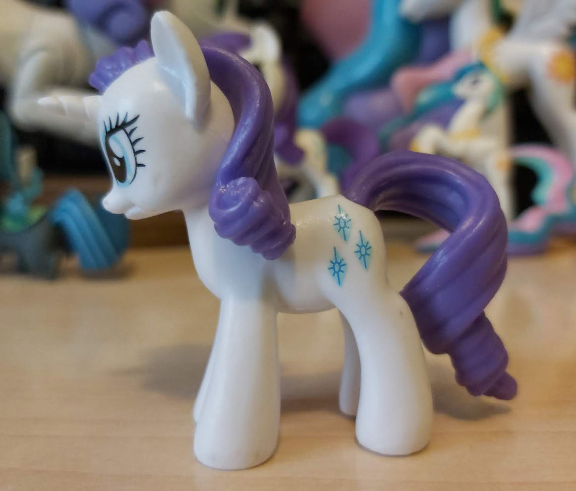 Egmont Releases new Magazine Figure: Bridesmaid Rarity | MLP Merch