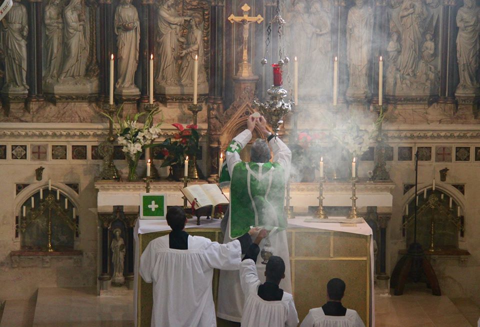 St Mary Magdalen Church, Brighton: The Holy Sacrifice of the Mass