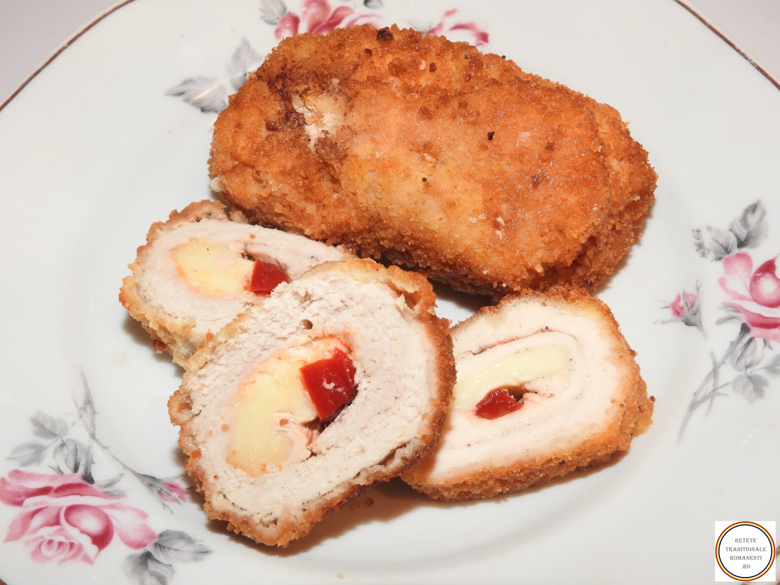 Rulouri de pui si porc reteta | Retetetraditionaleromanesti.ro