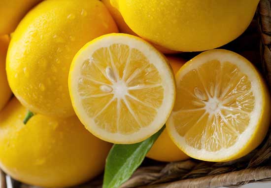 Manfaat Jeruk Lemon Saat Berpuasa