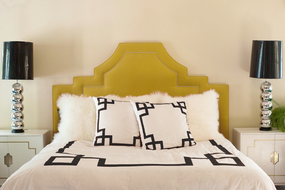 sadie + stella: Live Like You Greek Key Bedding Giveaway